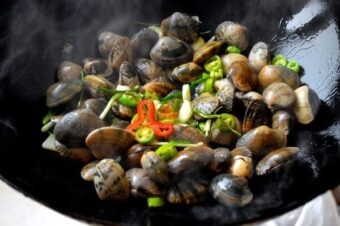 Stir-Fried Clams in Black Bean Sauce - The Woks of Life