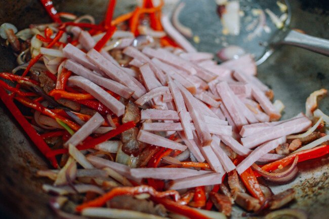 Xiamen Chow Mei Fun (Rice Noodles) - The Woks of Life