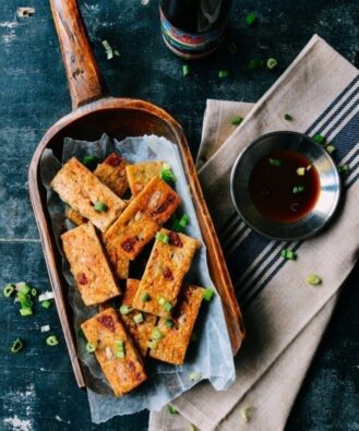 Turnip Cake (Chinese Lo Bak Go) - The Woks of Life