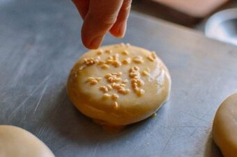 Shanghai Savory Mooncakes (Xian Rou Yue Bing) - The Woks of Life