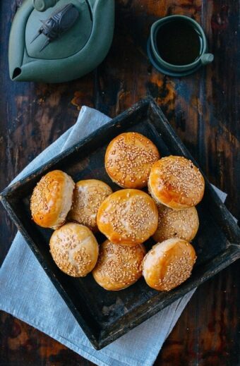 Shanghai Savory Mooncakes (Xian Rou Yue Bing) - The Woks of Life