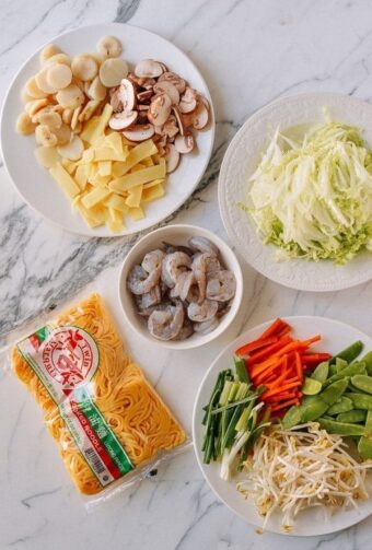 Lo Mein: How to Cook It The Right Way - The Woks of Life