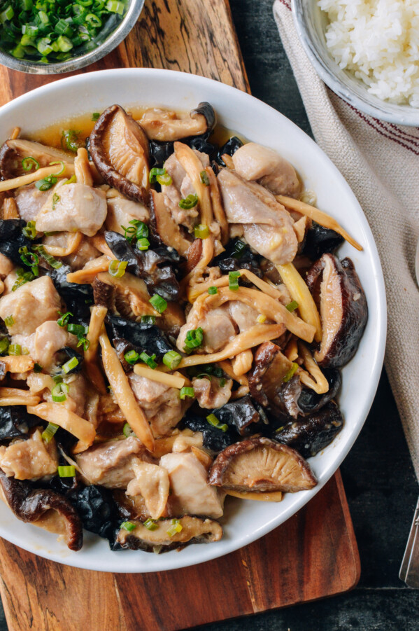 Steamed Chicken (Jing Waat Gai) - The Woks of Life