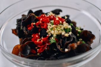 Wood Ear Mushroom Salad 凉拌木耳 - The Woks of Life