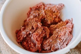 Xi’an Cumin Lamb Burgers - The Woks of Life