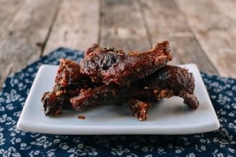 Shanghai Smoked Fish, Xun Yu (上海熏鱼) - The Woks of Life