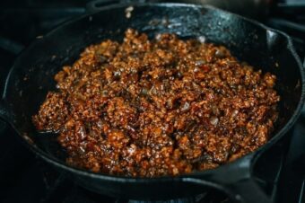 Chinese Steamed Pork Buns (包子 - Baozi) - The Woks of Life