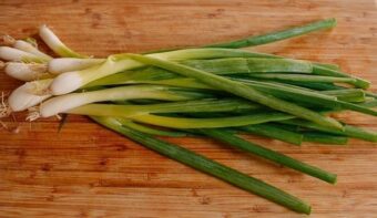 How to Freeze Herbs & Aromatics - The Woks of Life