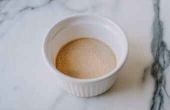 Bai Tang Gao - 白糖糕 (White Sugar Sponge Cake) - The Woks of Life