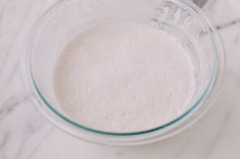 Bai Tang Gao - 白糖糕 (White Sugar Sponge Cake) - The Woks of Life