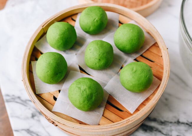 Qingtuan (青团): Mugwort Mochi | The Woks of Life