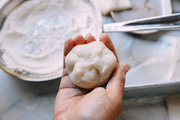 Red Bean Mochi: With Step-by-Step Photos! - The Woks of Life