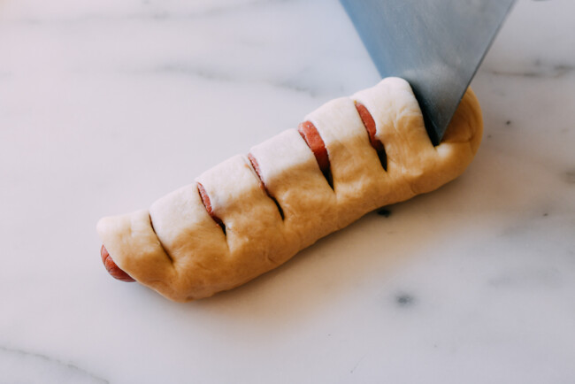 Flower Hot Dog Buns - The Woks of Life