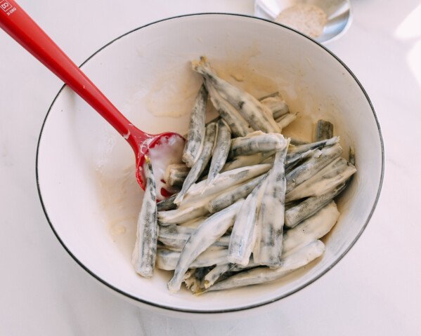 Fried Smelt (Cantonese Salt & Pepper Style!) - The Woks of Life
