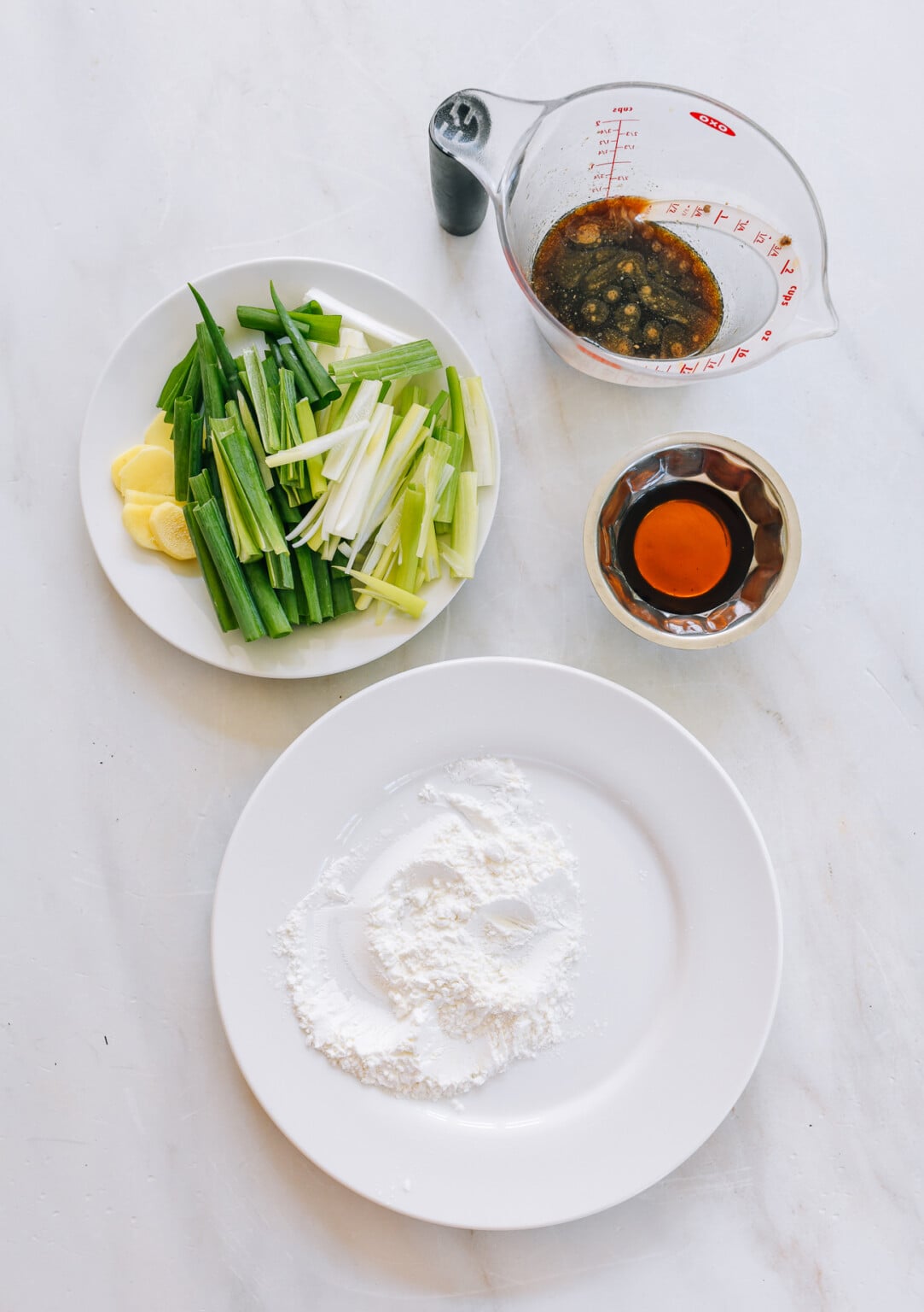 Lobster Noodles (Yee Mein / E-Fu Noodles) - The Woks of Life