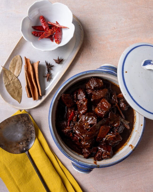 Red Braised Beef (红烧牛肉) - The Woks of Life