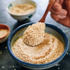 How to Toast Sesame Seeds - The Woks of Life