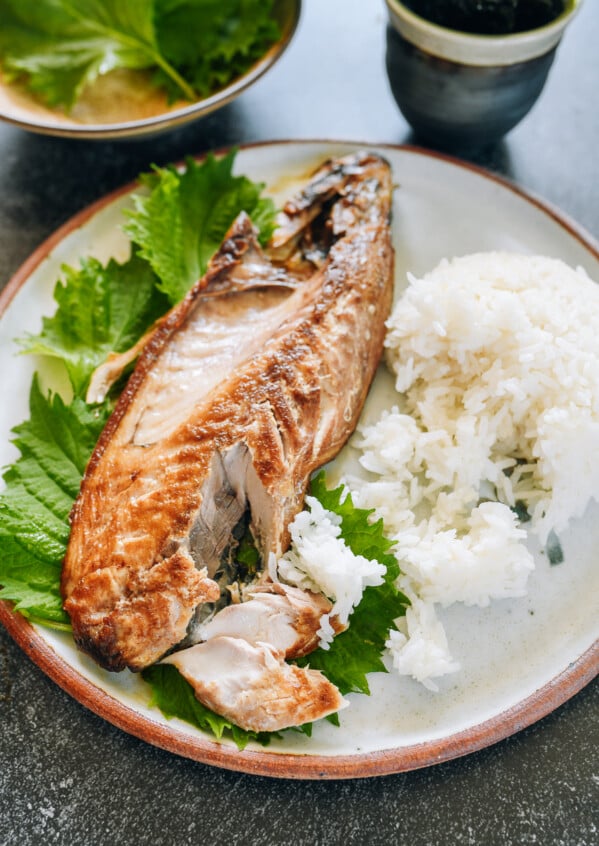 Mackerel Recipe (Easy Pan-fry Method!) - The Woks of Life