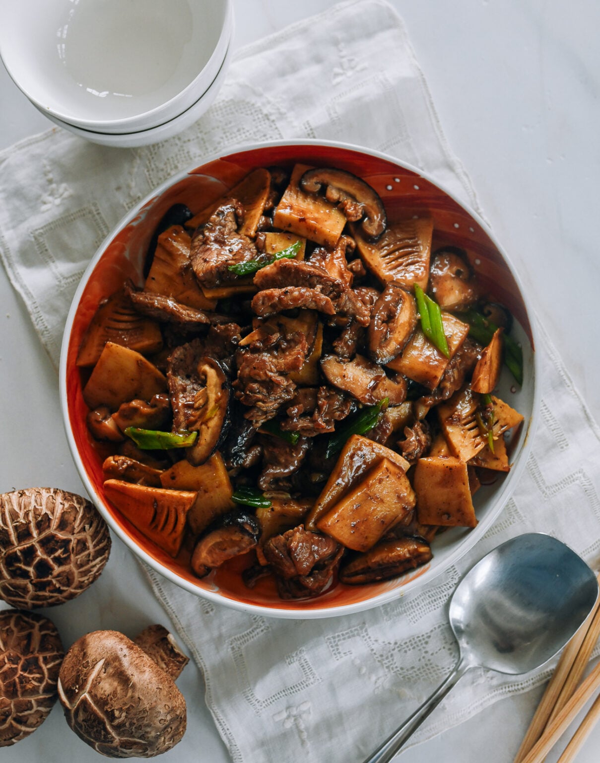 Beef with Mushrooms and Bamboo Shoots (双冬牛肉) - The Woks of Life
